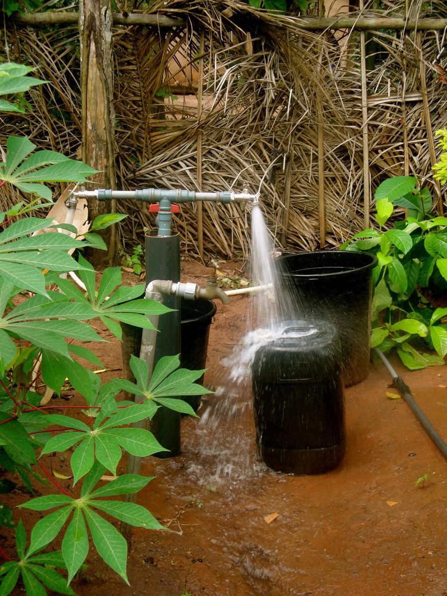 Adu Achi Water Distribution Project (2005 – 2009) – Engineers Without ...